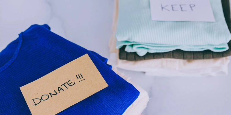 The Best Way to Pack Clothes When Moving